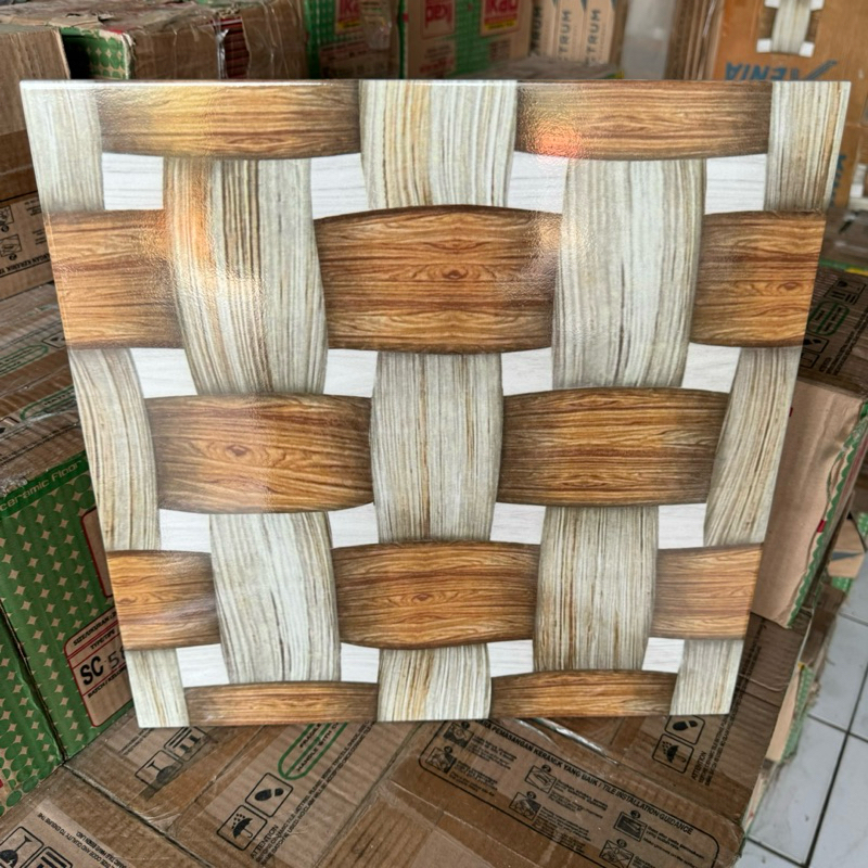 Jual keramik 40x40 motif batik (glossy)/ keramik 40x40 cream motif ...