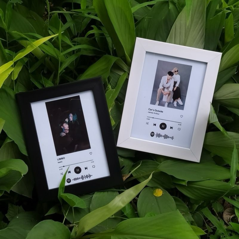 Jual cetak foto custom 5R + bingkai | Shopee Indonesia