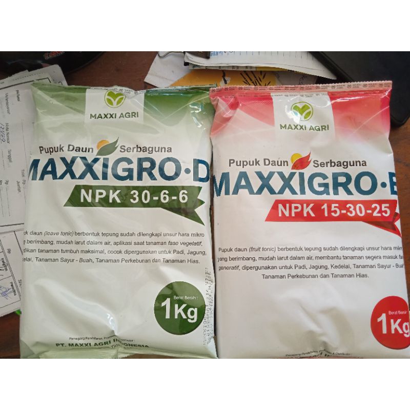 Jual pupuk MAXXIGRO D & MAXXIGRO B. pupuk daun serbaguna untuk tanaman ...