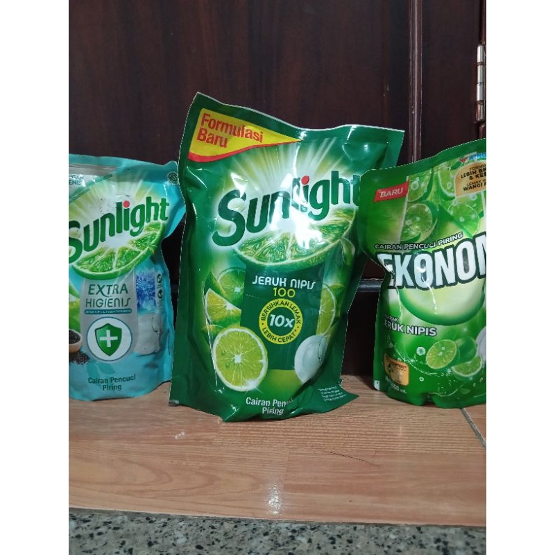 Jual Sunlight Sabun Cuci Piring 650ml & 1500ml | Shopee Indonesia