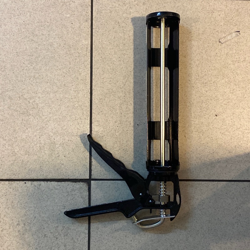 Jual TEMBAKAN LEM KACA LEM SEALANT LEM SILICONE GUN ALAT TEMBAK LEM ...