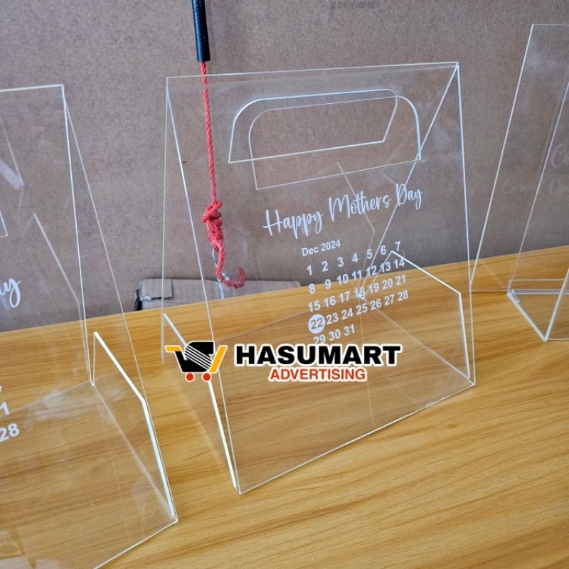Jual Tas Buket Akrilik / Tas Akrilik / Box Akrilik / Akrilik Sign ...