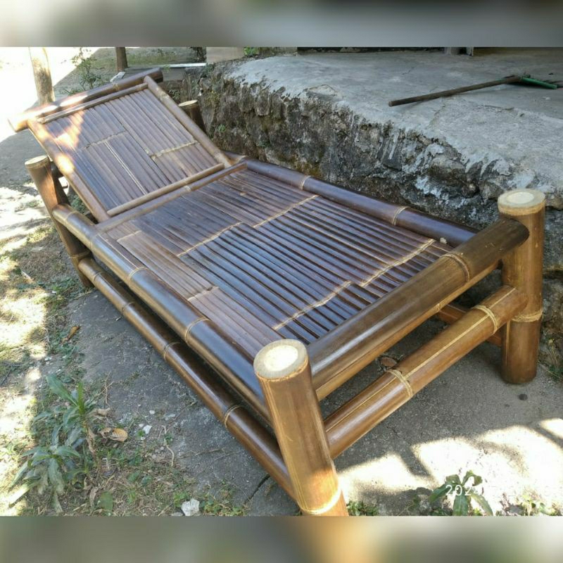 Jual Kursi Santai / Kursi Bambu Panjang / kursi malas / resban | Shopee ...