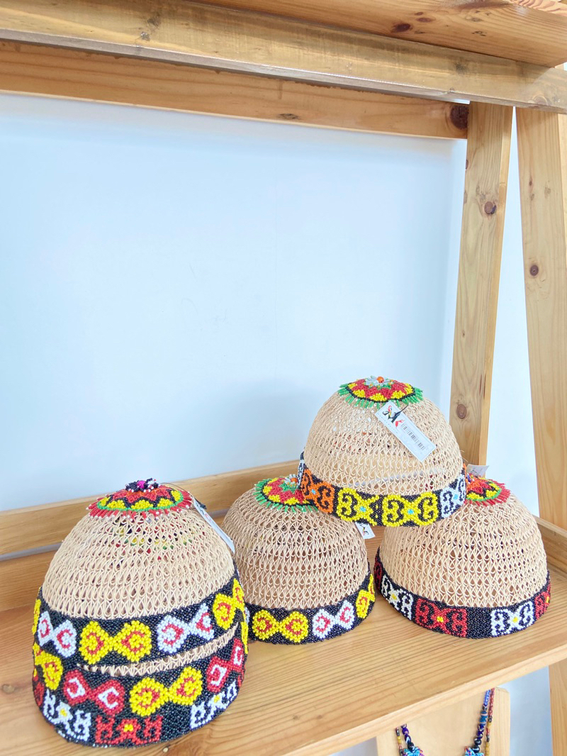 Jual Manika Kaltim - Topi Rotan Manik Cowo / Kopiah Rotan Cowo Manik ...