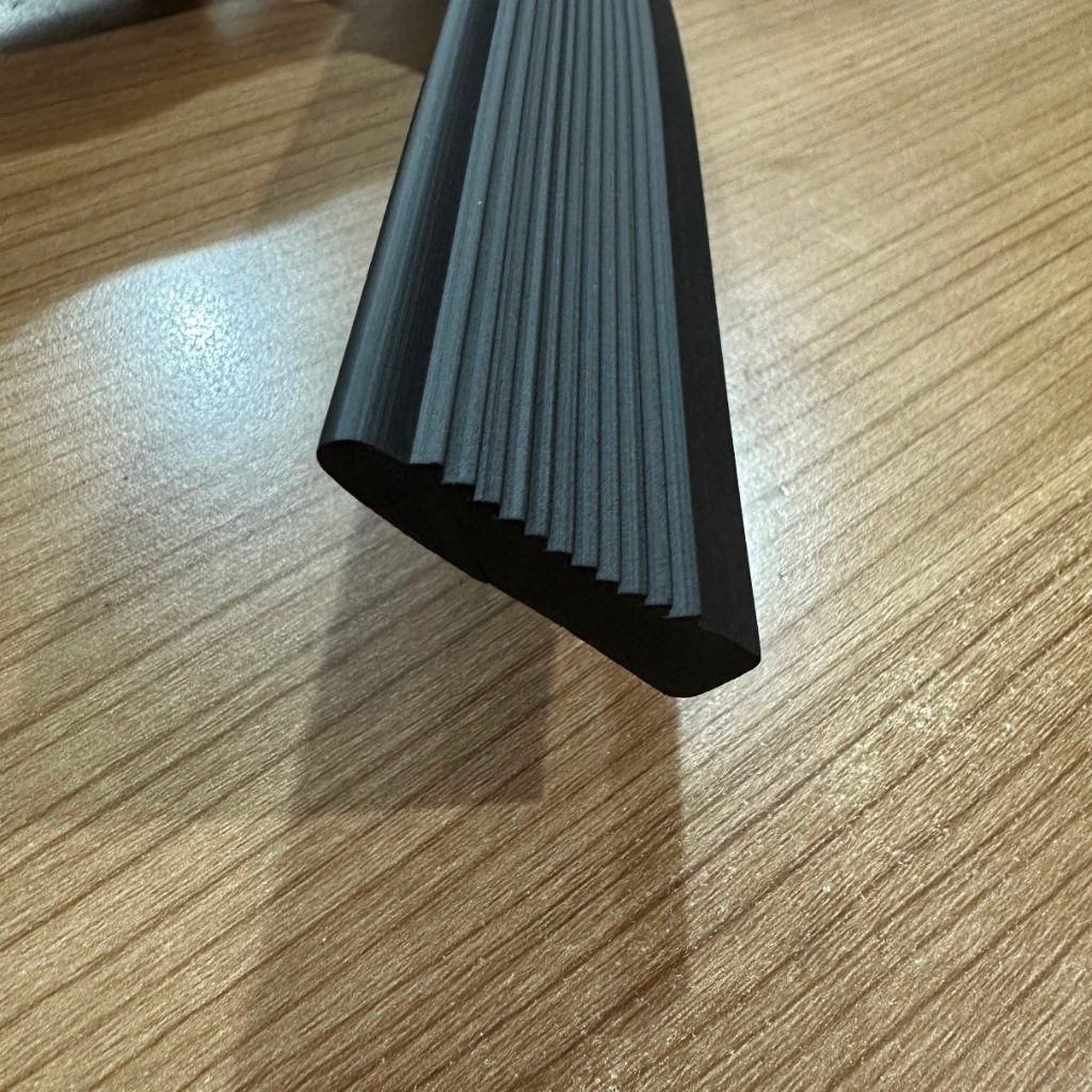 Jual Shim Rubber Karet Ganjal Setting Kusen Setting Rubber Shim ...