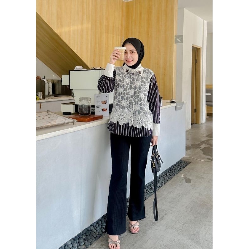 Jual Clea top garis softorganza bordir. | Shopee Indonesia