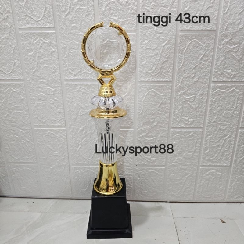 Jual trophy Piala 205b kristal f muter logo bagus 1 buah | Shopee Indonesia