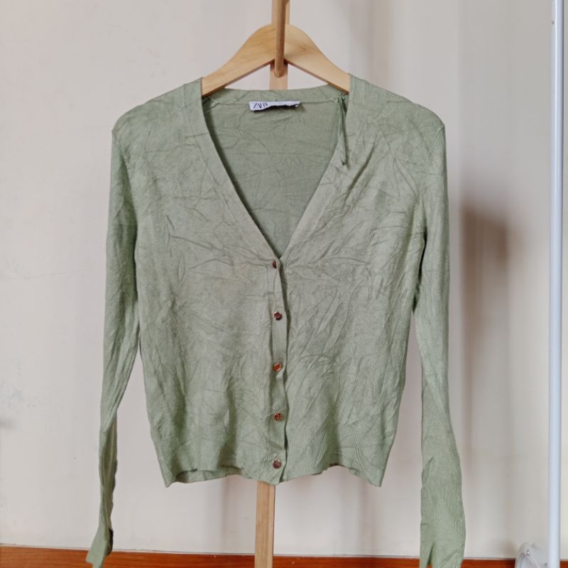 Jual Cardigan Inara Gold Button Sage Zara | Shopee Indonesia