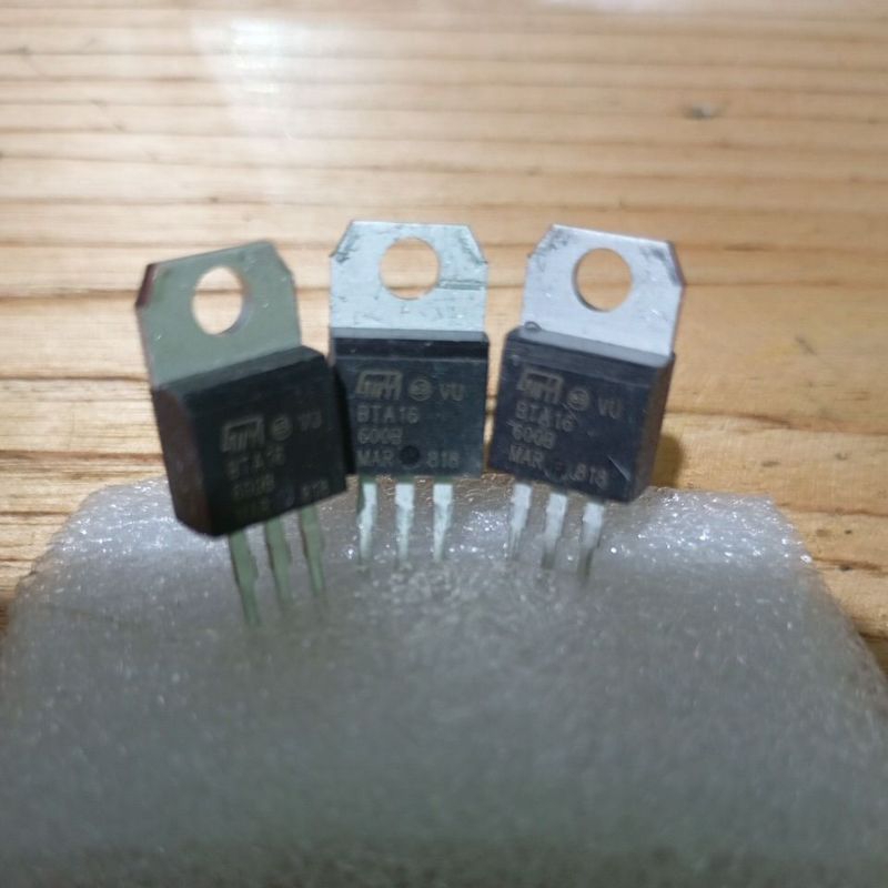 Jual TRANSISTOR BTA16 600B komponen CPU POM MINI | Shopee Indonesia
