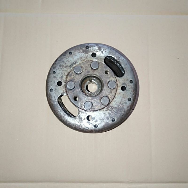 Jual MANGKOK MAGNET SUZUKI RC BRAVO CRYSTAL TORNADO | Shopee Indonesia