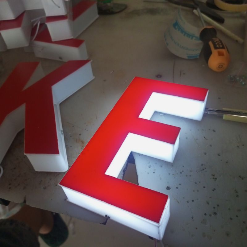 Jual huruf akrilik LED 40cm | Shopee Indonesia