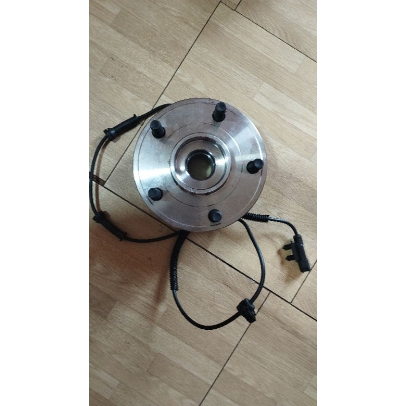Jual Nap roda depan wheel hub Jeep Wrangler Rubicon JK | Shopee Indonesia