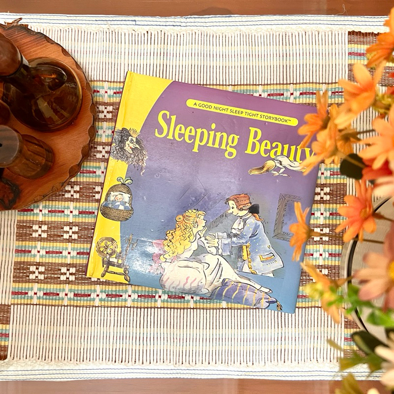 Jual Sleeping Beauty: A Good Night Sleep Tight Storybook | Shopee Indonesia