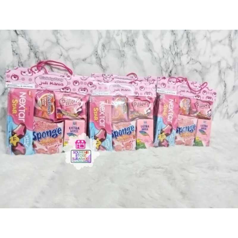 Jual Paket snack 11rb tema warna pink || Bingkisan ultah nextar pink ...
