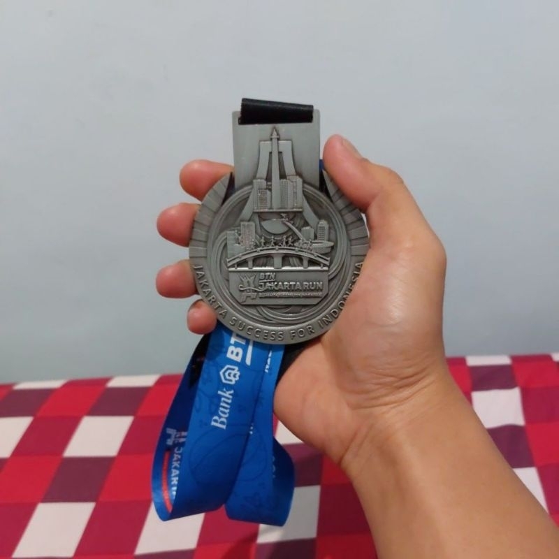 Jual MEDALI BTN JAKARTA INTERNATIONAL RUNNING 5K 2023 LIMITED EDITION ...