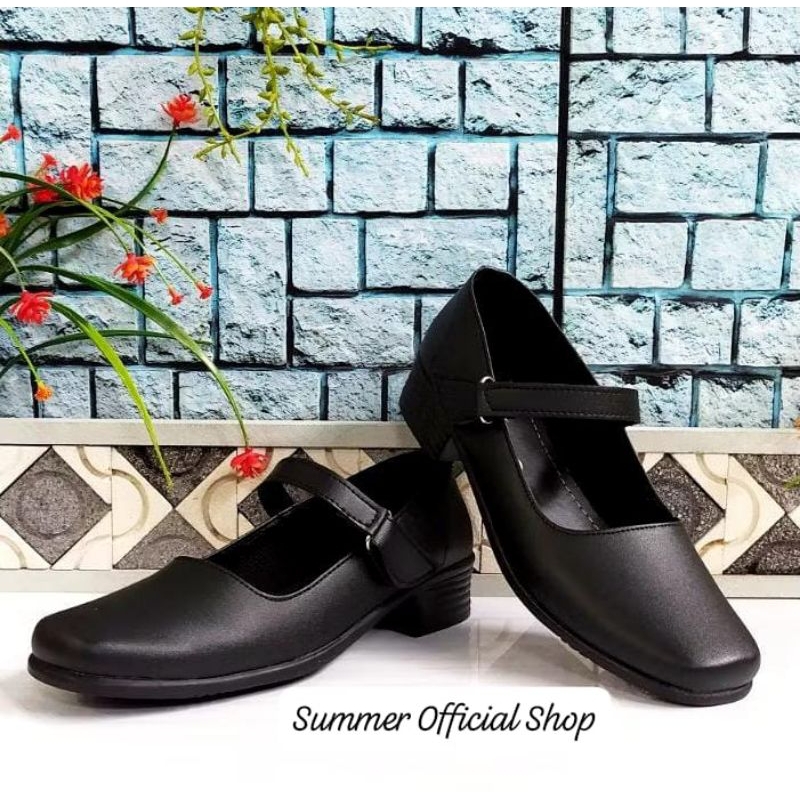 Jual SEPATU PANTOFEL HITAM HAK 3 CM PASKIBRA 36-40 | Shopee Indonesia