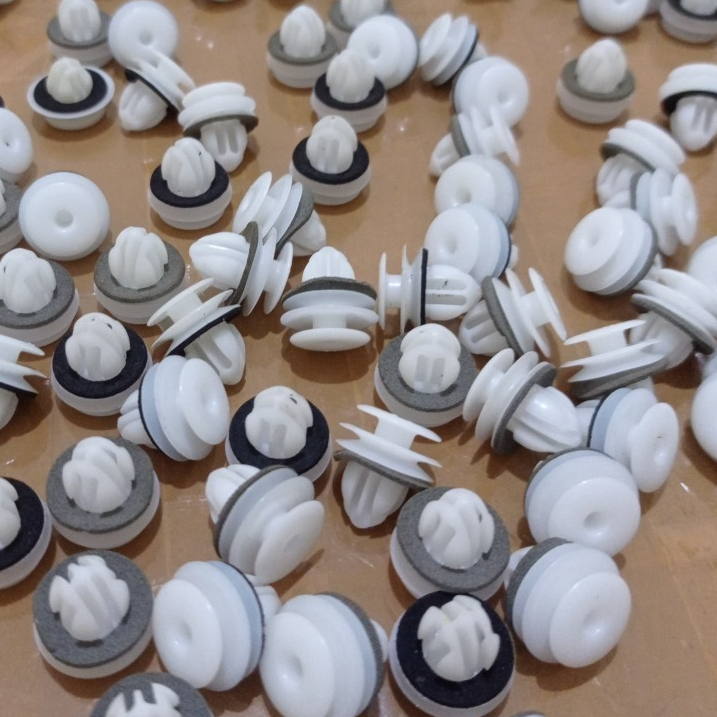 Jual KANCING Klip Arbot Putih Doortrim Backlading Pintu Universal ...