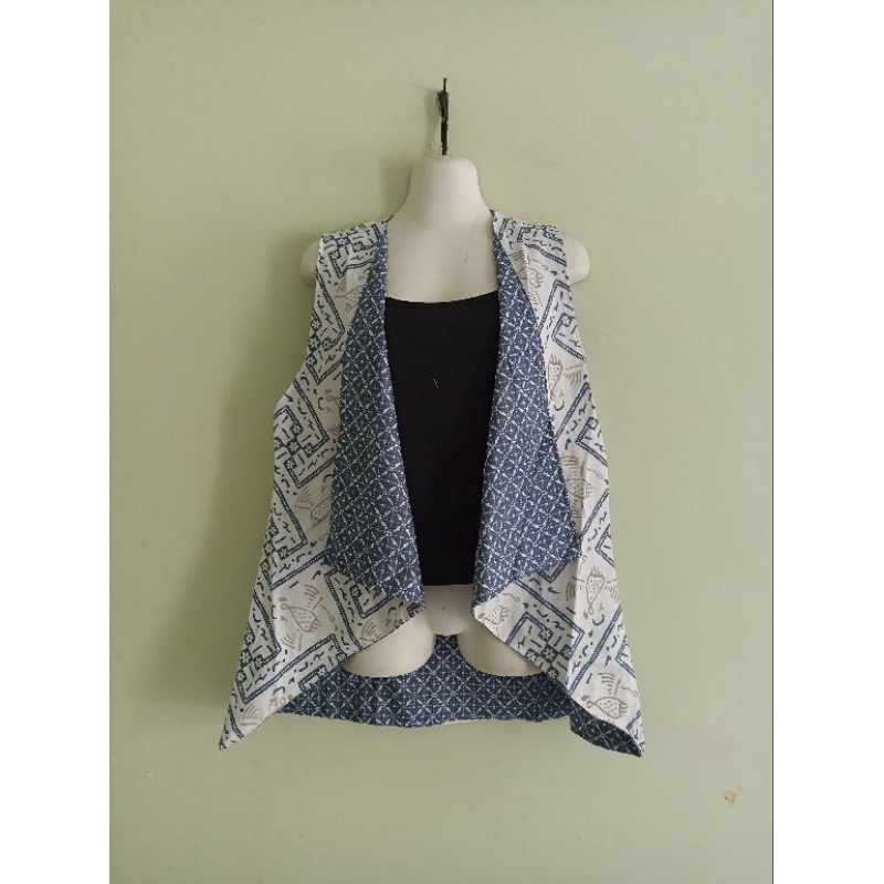 Jual outer batik tanpa lengan motif bolak balik/rompi batik motif bolak ...
