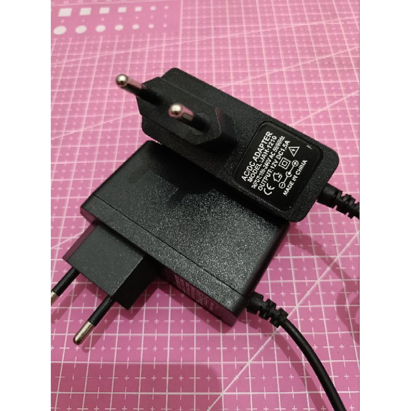 Jual ADAPTOR 12V 1.5 AMPER | Shopee Indonesia