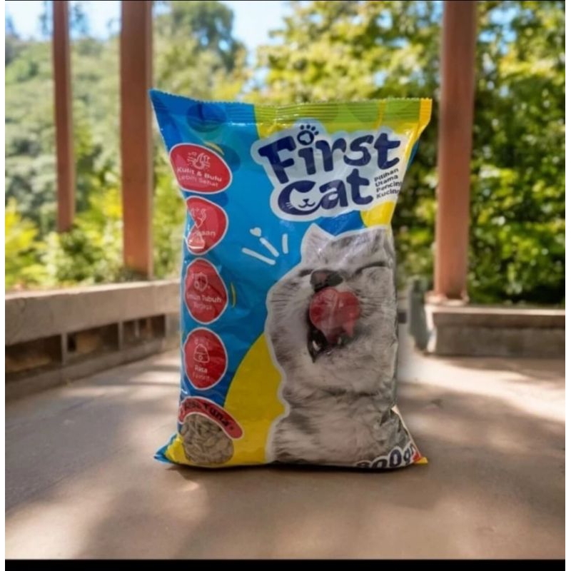 Jual FIRST CAT FOOD 800 GR MAKANAN KUCING LEZAT!!! | Shopee Indonesia