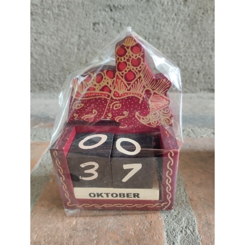 Jual Kalender Abadi Batik Kayu/ Souvenir Jogja Indonesia | Shopee Indonesia
