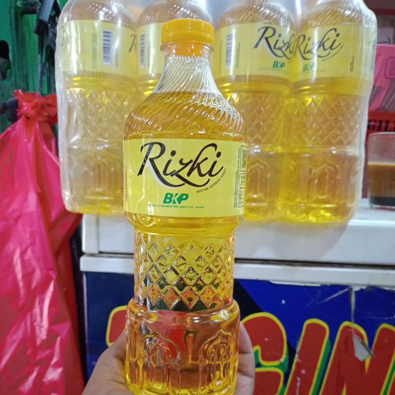 Jual Minyak Goreng Rizki 800 ml | Shopee Indonesia