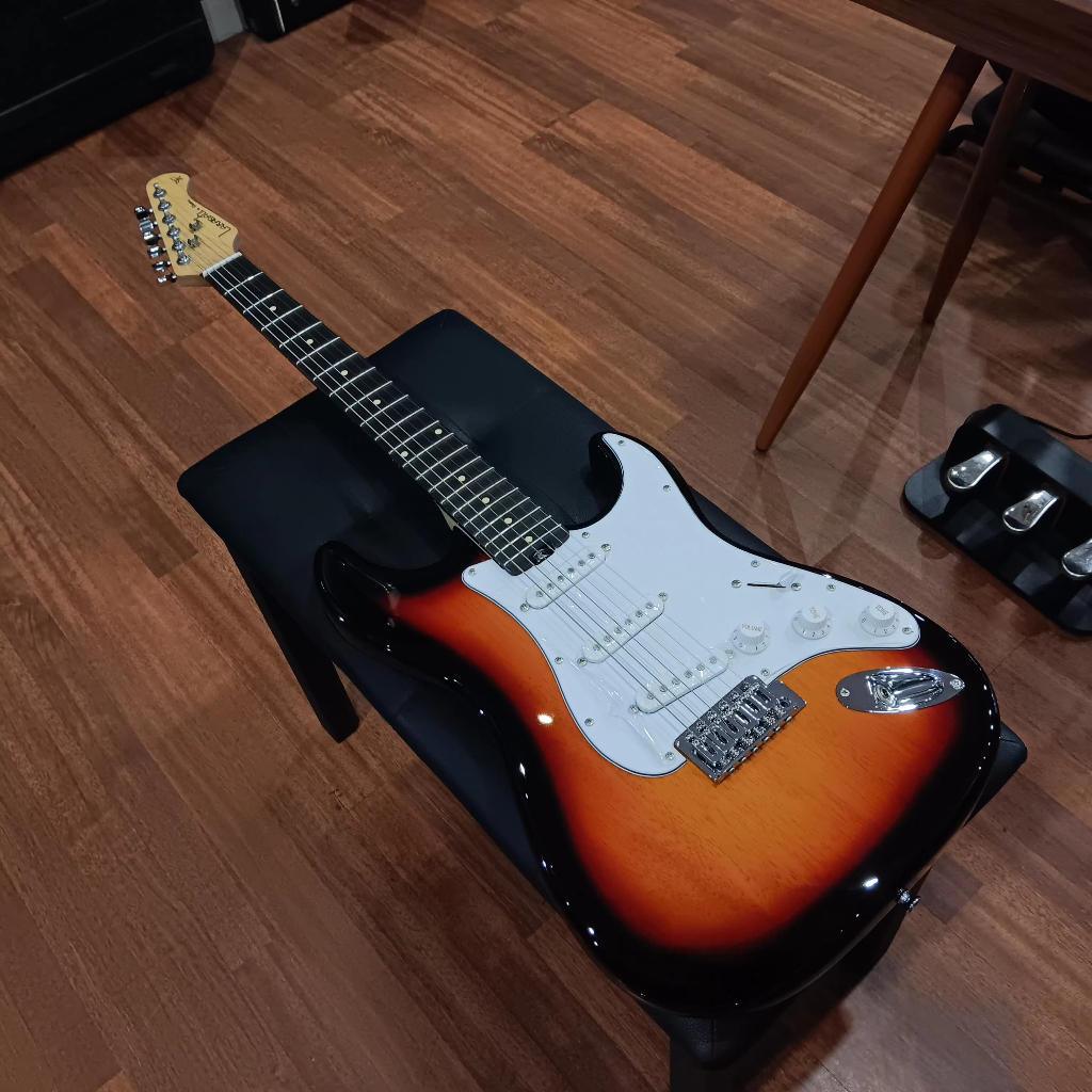 Jual Larasati by Fena Guitar ST-001 | Shopee Indonesia