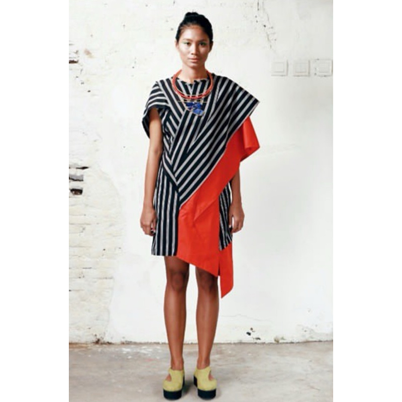 Jual LULU LUTFI LABIBI Lurik Drape Dress | Shopee Indonesia