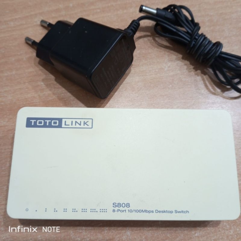 Jual Switch Hub Desktop TOTOLINK 8 Port S808 10/100mbps (Bekas Normal ...