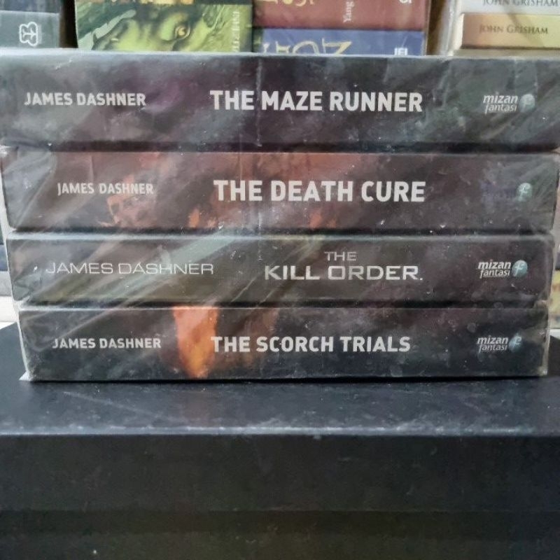 Jual Tetralogi Maze Runner by James Dashner Preloved ORIGINAL | The ...