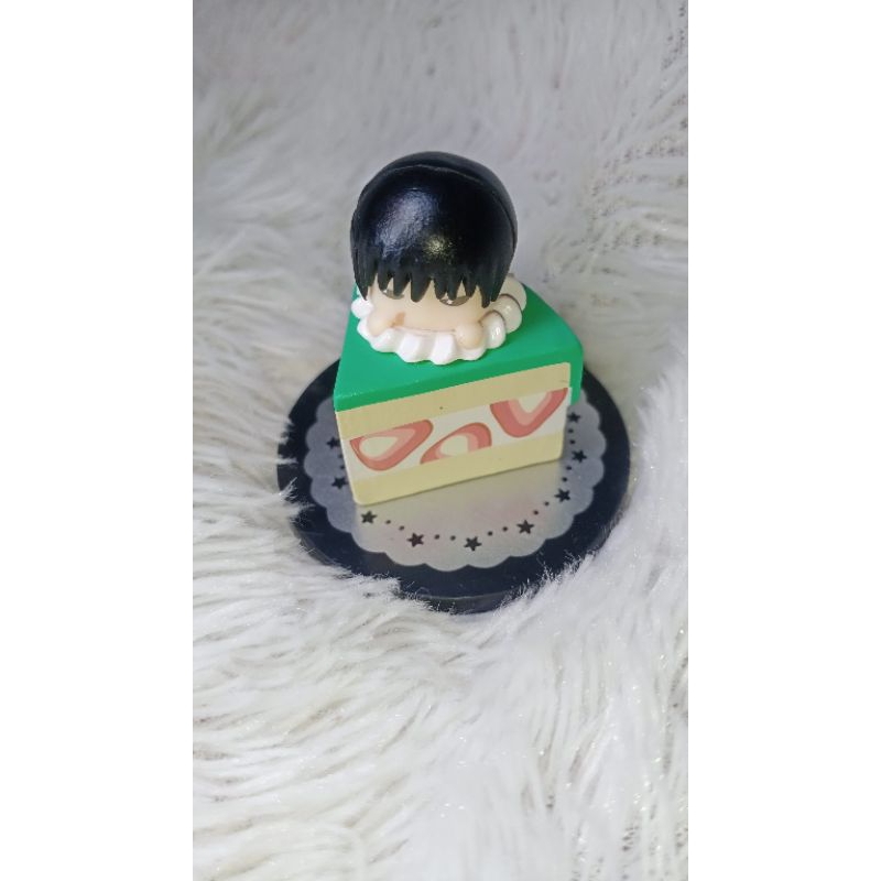 Jual toji figure petit birth cake toji fushiguro action figure | Shopee ...