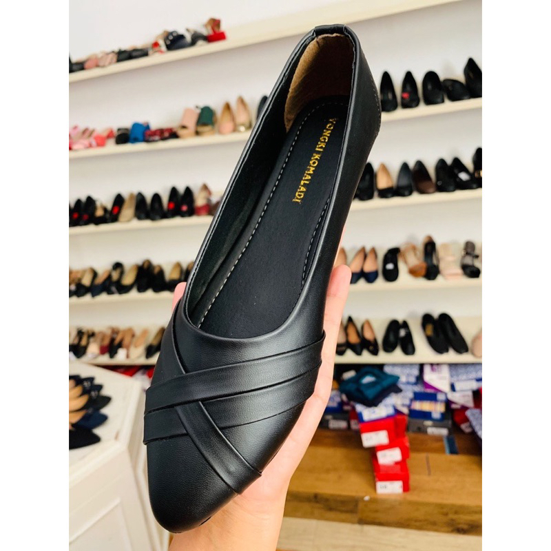 Jual YK04 Flatshoes yongk | Shopee Indonesia