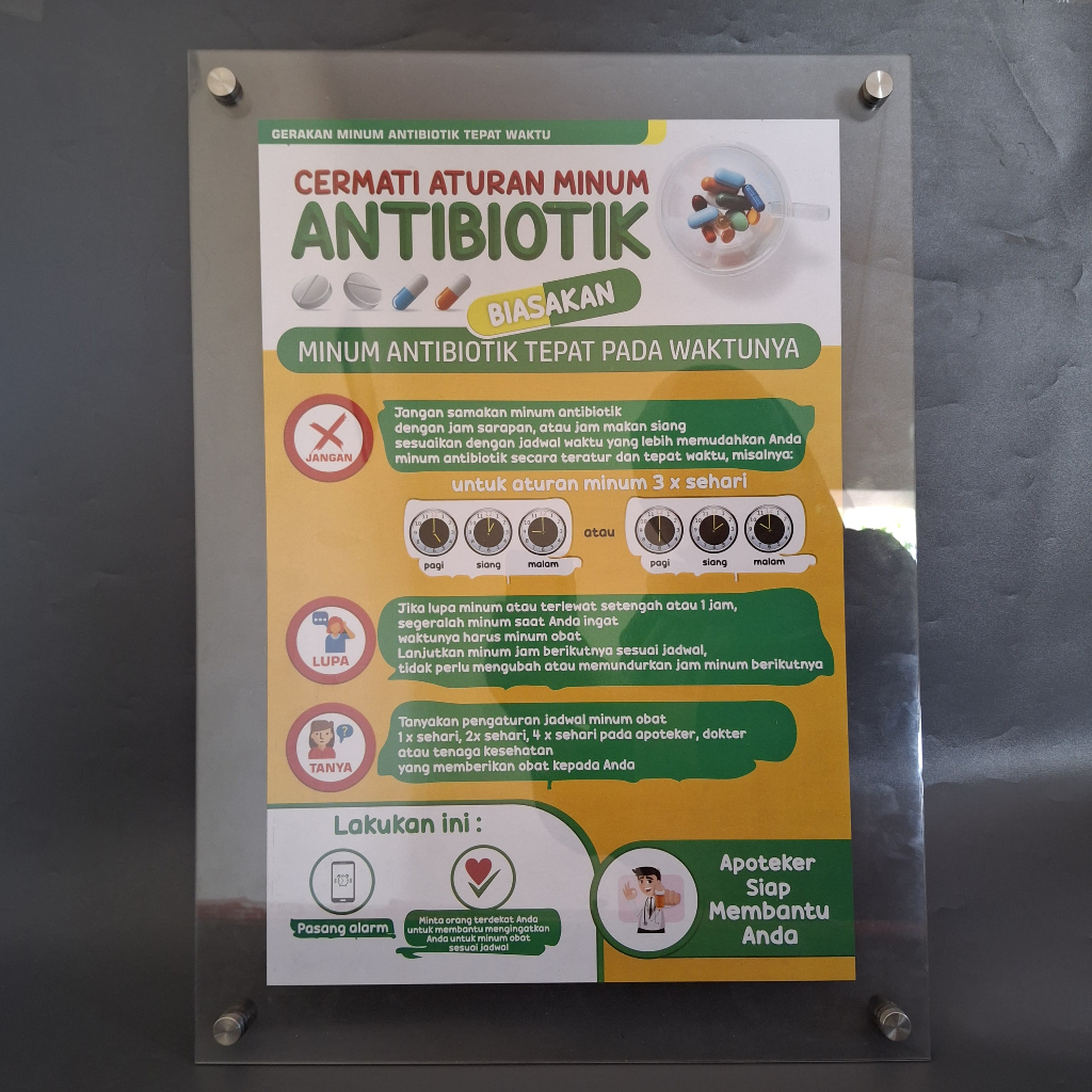 Jual Poster Akrilik Farmasi - Poster Akrilik Cermati Aturan Minum ...