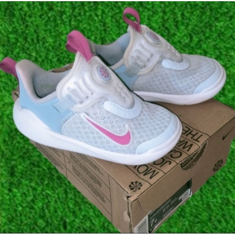 Jual PL preloved se patu anak baby kids N1ke E-series 1.0 BT size 7c ...