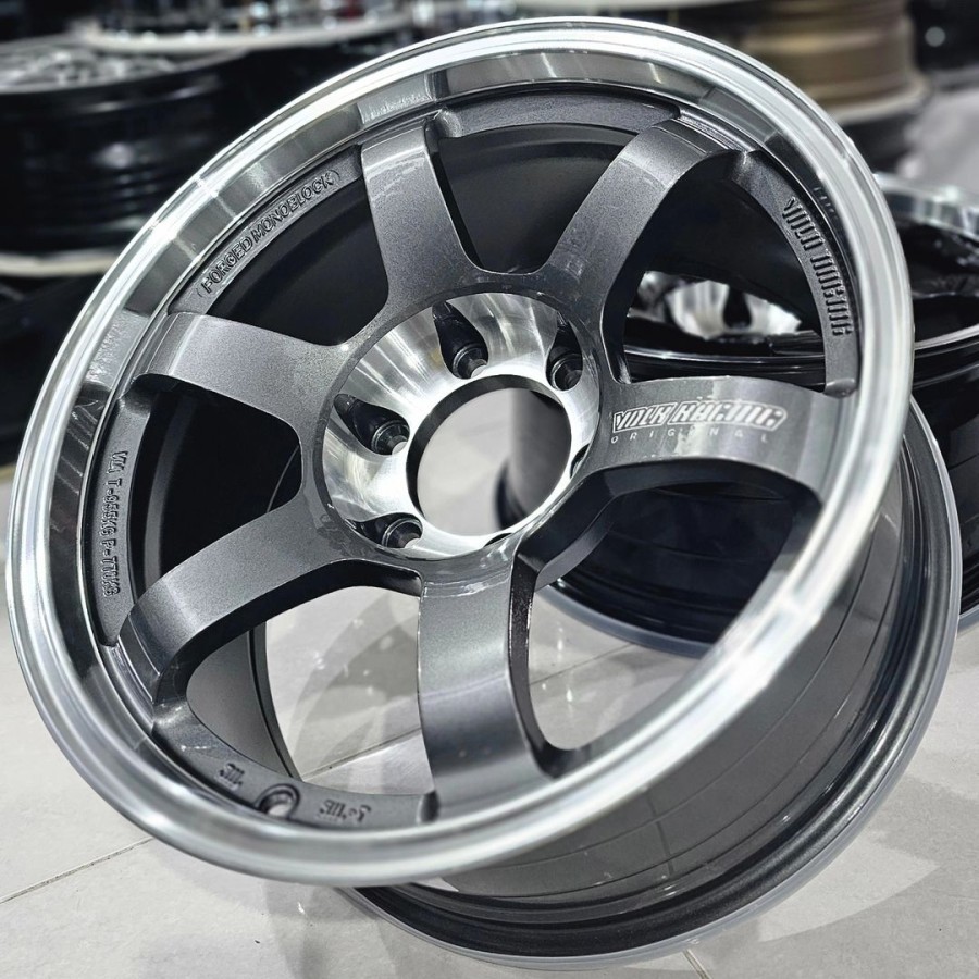 Jual velg ring 18 TE37 PROGRESSIVE velg mobil r18 fortuner pajero triton hilux | Shopee Indonesia