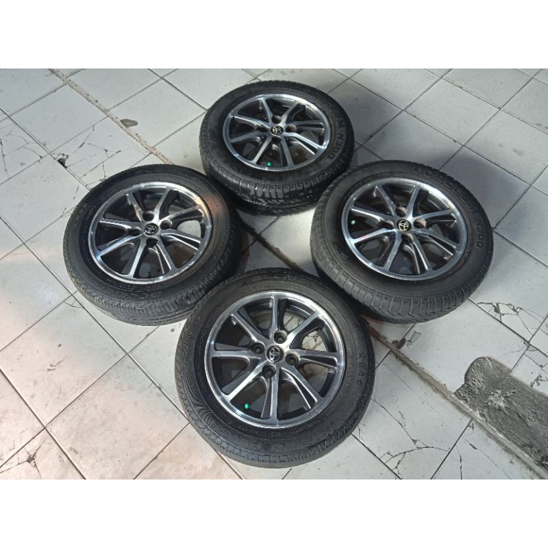 Jual Velg Bekas Mobil Calya Ring 14+ban Bonus Lebar 5 et 45 pcd 4x100 | Shopee Indonesia