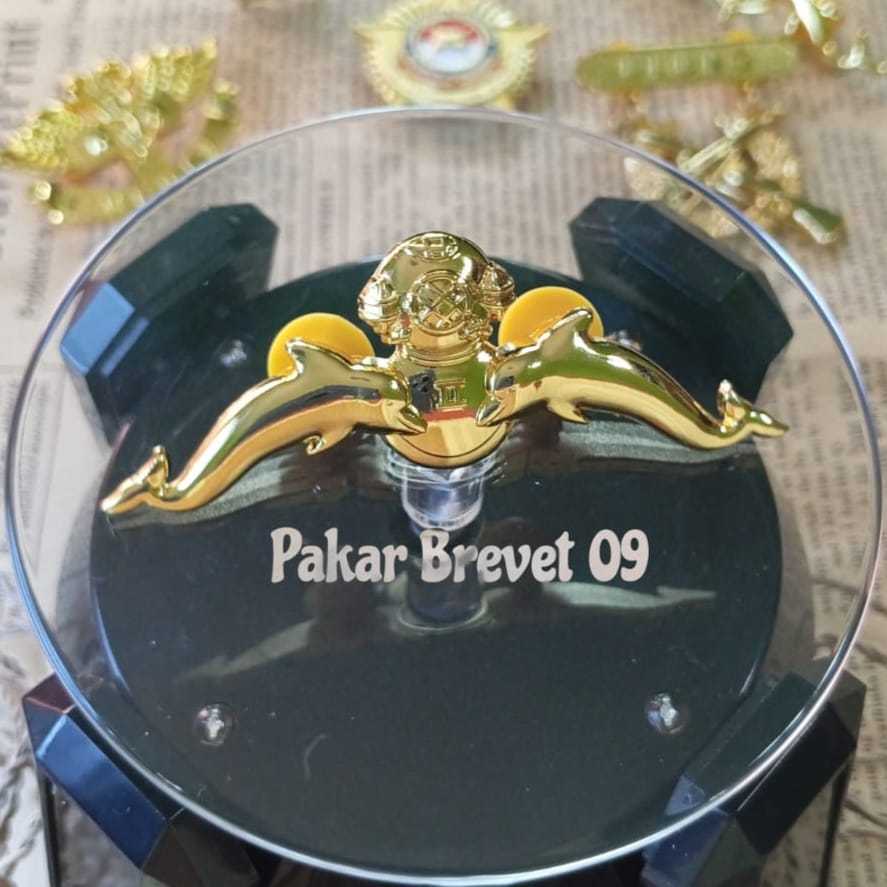 Jual Pakar Brevet 09 : BREVET TNI AL/BREVET PENYELAM/WIDJAYA 48 ...