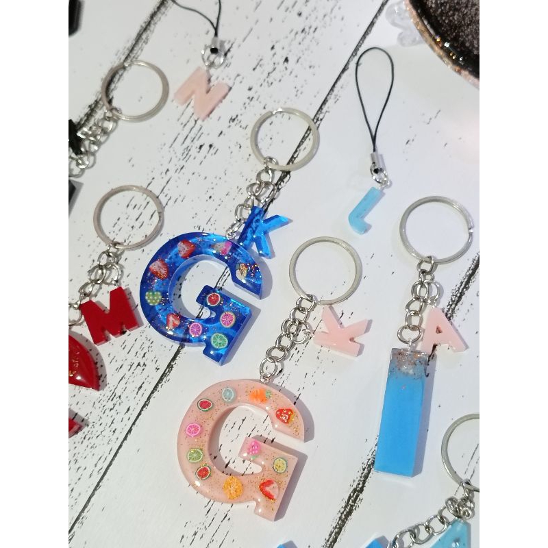 Jual Gantungan Kunci Huruf/Keychain Huruf/Alphabet/Custom/Ganci Resin ...