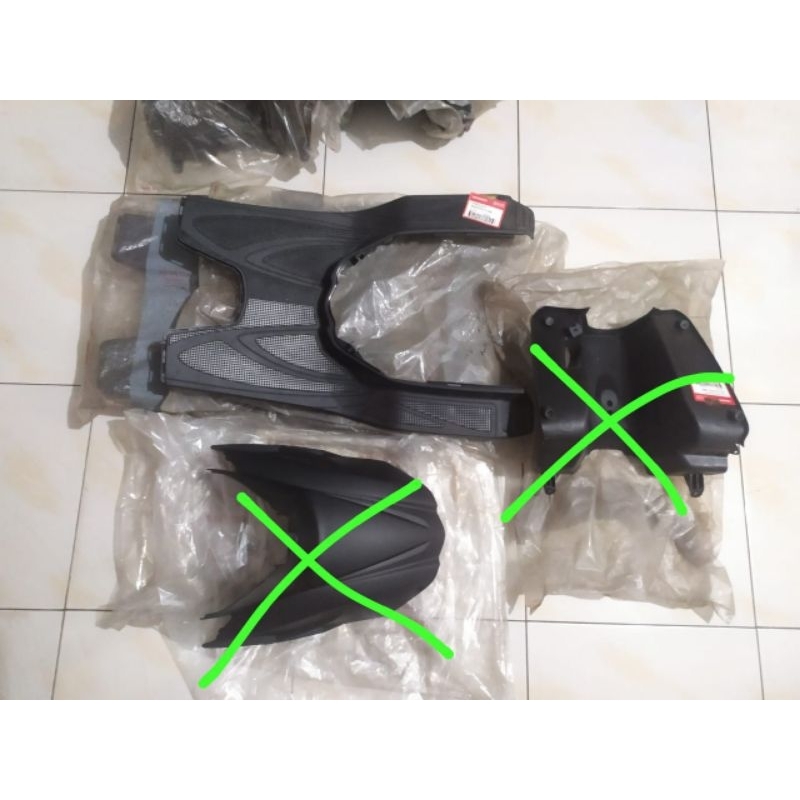 Jual cover lantai dek beat generasi pertama step floor 64310-kvy-900 ahm original | Shopee Indonesia