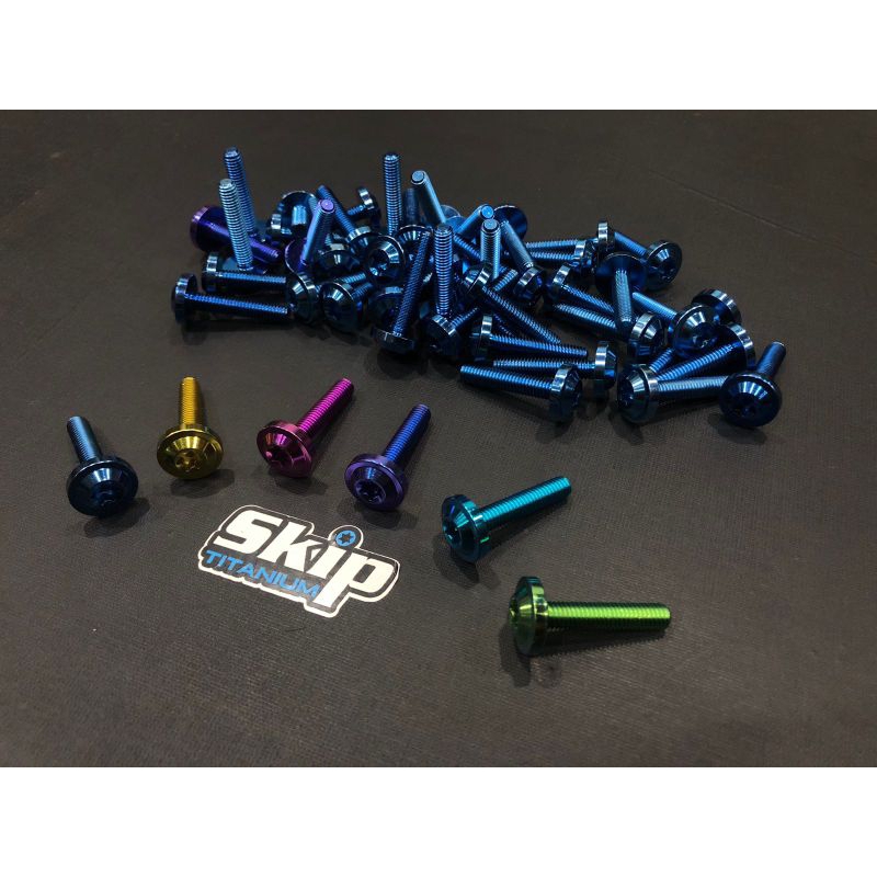 Jual Baut titanium M5x25 big/baut titanium drat 8 panjang 2,5cm GR5 ...