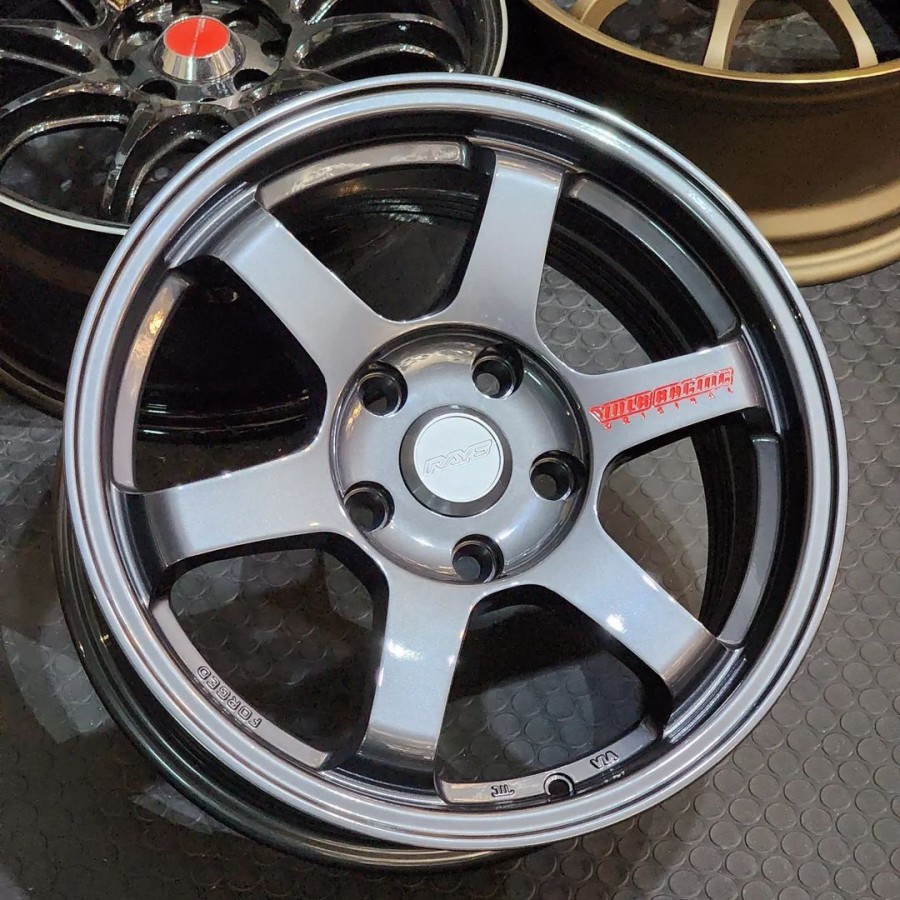 Jual velg ring 16 VOLKRAYS TE37 ET 40 velg mobil r16 ertiga rush terios innova xl7 grandmax ...