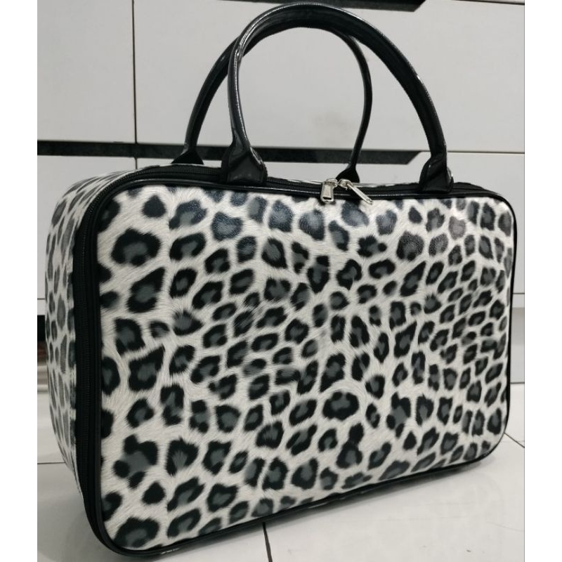 Jual Tas Travel Leopard / Tas Pakaian/ Koper mini/ TRAVEL BAG FREE ...