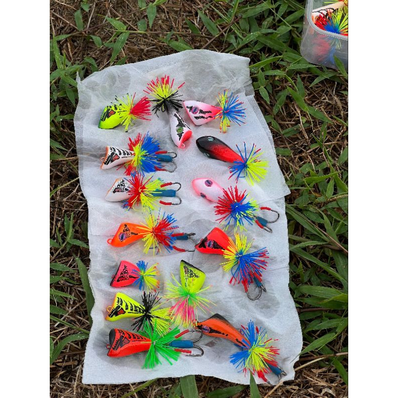 Jual UMPAN MANCING CASTING gabus dan taoman [JAWS FROG] + [GEOL RATLLE ...