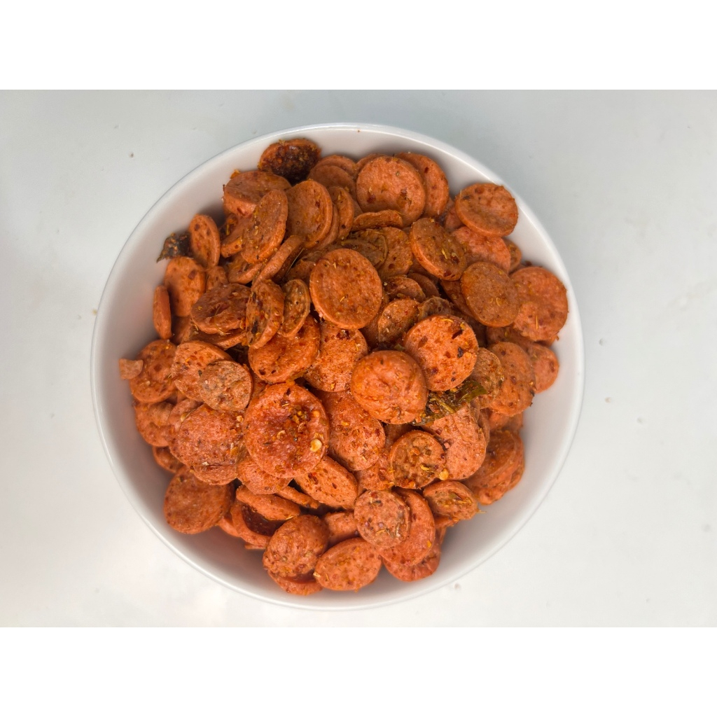Jual Keripik Sosreng Sosis Goreng Pedas daun jeruk Cikruh 100gr ...