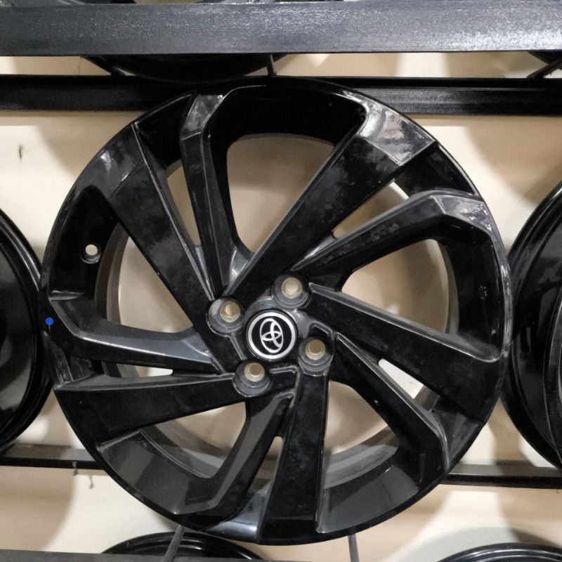 Jual VELG OEM RAIZE RING 17 PCD 4x100 ORIGINAL | Shopee Indonesia