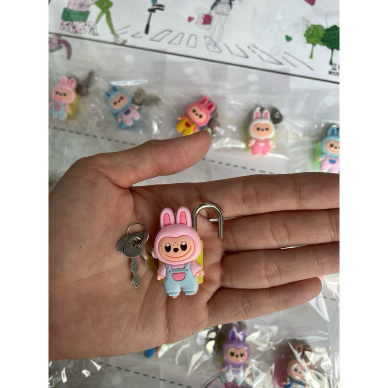 Jual Mainan Kunci Gembok Mini Karakter Sanrio Labubu Bunga Flower ...