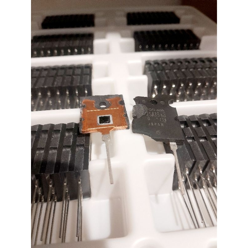 Jual Transistor final toshiba lot 714 original japan A1943 C5200 free ...