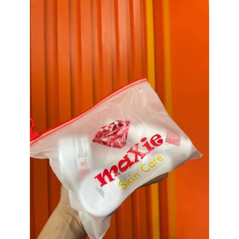 Jual paket maxie skincare (day putih) | Shopee Indonesia