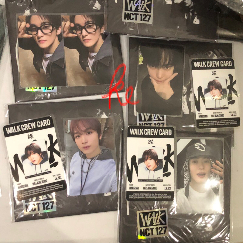 Jual set album unsealed poster ver Walk nct 127 mark kaca mata jaehyun ...