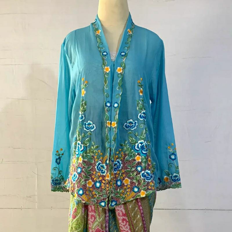 Jual [READY] Kebaya Encim Bukittinggi LD 100 | Kebaya Kerancang ...